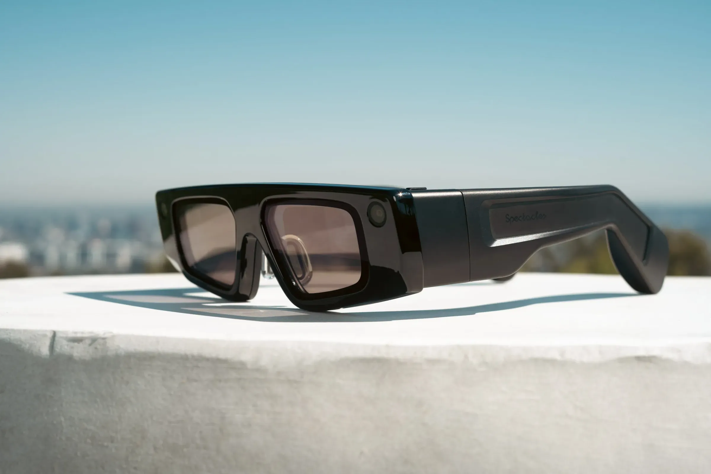 Snap To Sell Lightweight AR Glasses in 2026